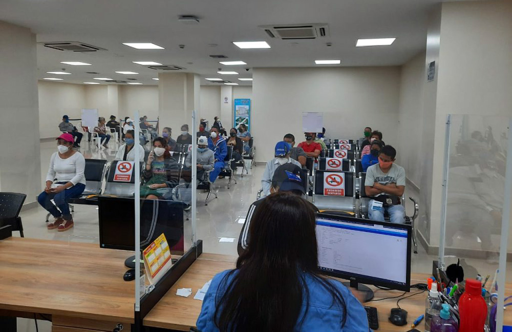 El polémico primer contrato colectivo de los trabajadores de la CNEL EP ...